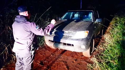 Tres Delincuentes Encapuchados Y Armados Asaltaron Una Familia En