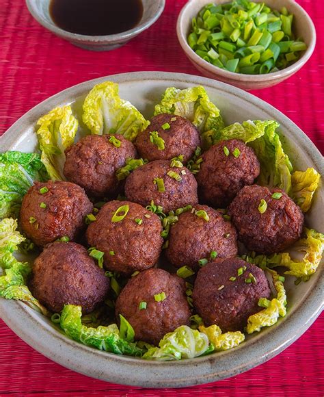 Chinese Lions Head Meatballs Recipe For Shizi Tou
