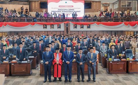 Baralek Gadang 65 Anggota DPRD Sumbar Terpilih Periode 2024 2029 Resmi