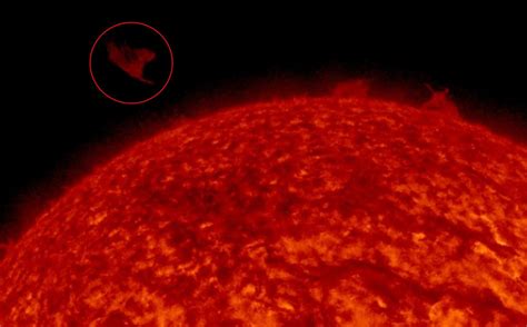 Enorme Tornado Di Plasma Espulso Dal Sole Le Immagini Impressionanti