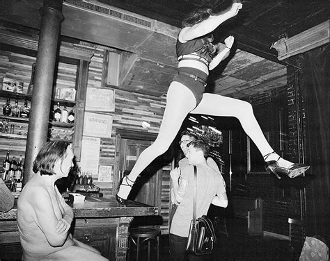 Unhinged Exhibitionism At Bizarre Photos