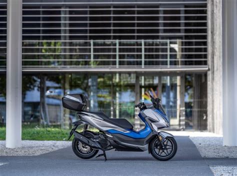 Ym Honda Forza Paul Tan S Automotive News