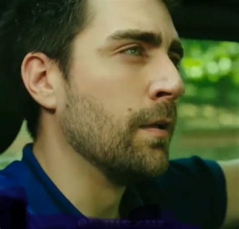 Pin de Fabys Chow en Çaglar Ertugrul Novelas Actrices Famosos