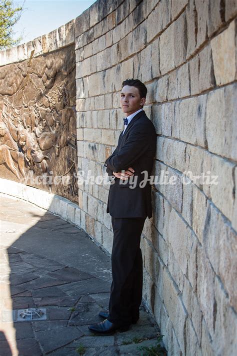 Noah Fox Senior Action Shots By Julie Ortiz