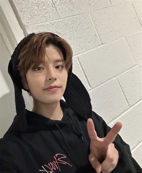 Stray Kids Italia on Twitter INSTAGRAM 230403 Maniac Tour è
