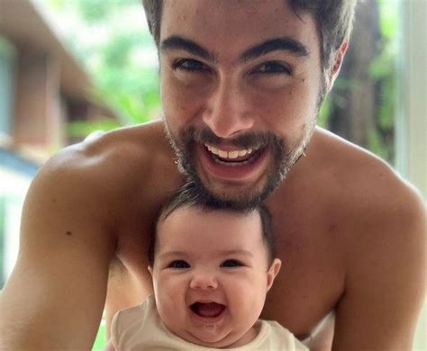 Famosos Se Derretem Foto De Clara Maria Filha De Rafa Vitti E Tat