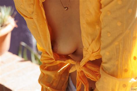 Reina Rae Bodanical Pt 2 Zishy Hot Girls And Naked Babes At HottyStop