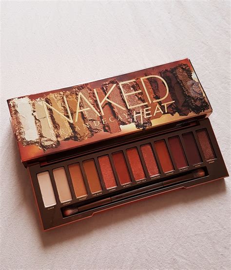 Urban Decay Naked Heat Eyeshadow Palette Simply Saima