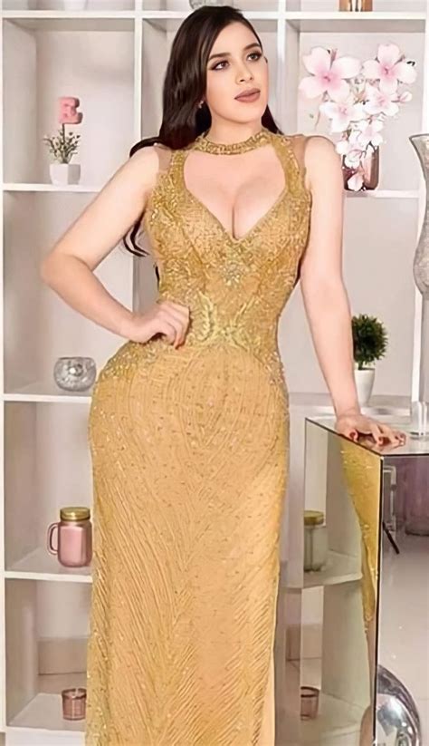 Emma Coronel Aispuro Beautiful Mexican Women Outfits Aesthetic Dress