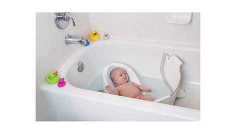 Los accesorios de baño para bebés imprescindibles para el día a día