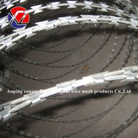 Bto 22 Galvanized Concertina Razor Barbed Wire China Concertina