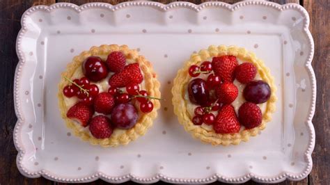 Tartaletas con crema pastelera y frutas rojas Dolores Valcárcel La