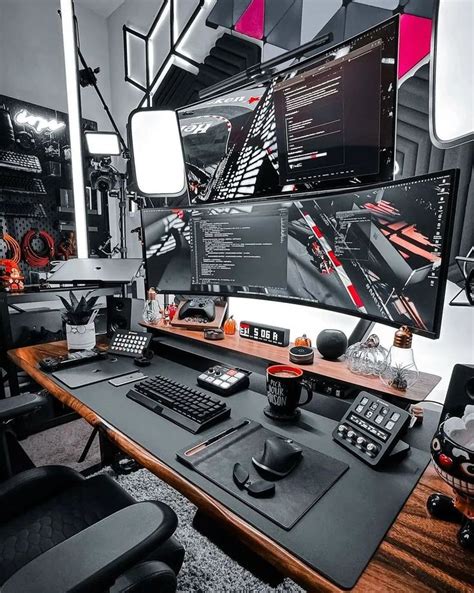 Featured Desk Setups Setupedia In 2023