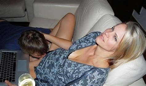 Playing With Mom Pics Xhamster Hot Sexy Girl