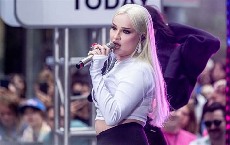 Kim Petras Surprise Releases Scrapped Debut Album Probl Matique