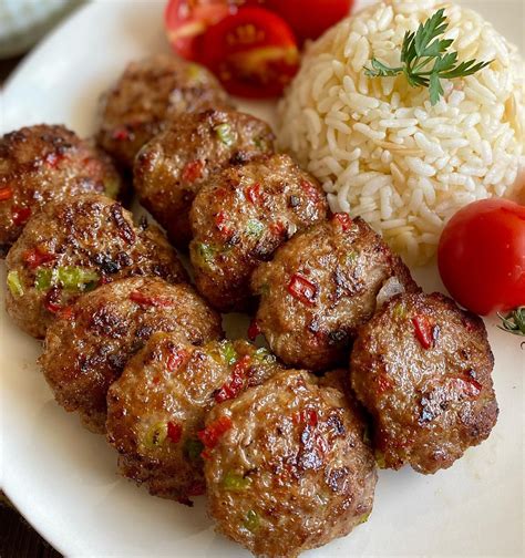 Biberli K Fte Turkish Recipes Ethnic Recipes Mincing Meatballs
