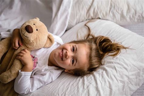 Bettnässen bei Schulkindern Ursachen und Tipps Das Familienmagazin