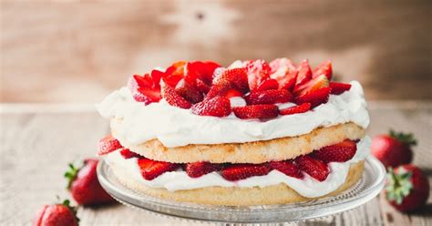 Recette G Teau Cr Meux Aux Fraises Marie Claire
