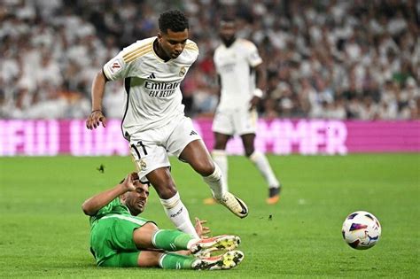 Mercato PSG Luis Enrique lorgne un Madrilène pour succéder à Kylian