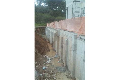 Impermeabiliza O De Muro De Arrimo Acr Tec