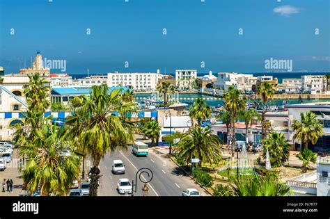 Algiers promenade Fotos und Bildmaterial in hoher Auflösung Alamy