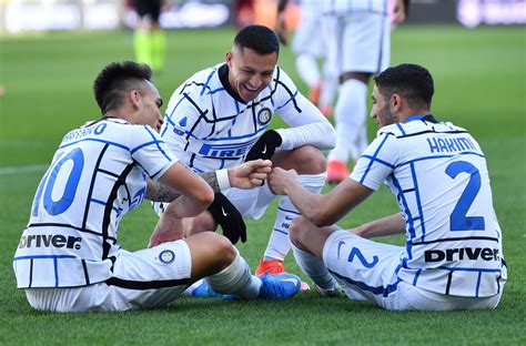 I Top Flop Di Torino Inter Lautaro Incorna Il Toro Sanchez Decisivo