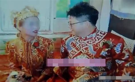 Chi 1 tỷ để cưới cô nhân viên mát xa chân 19 ngày sau người đàn ông