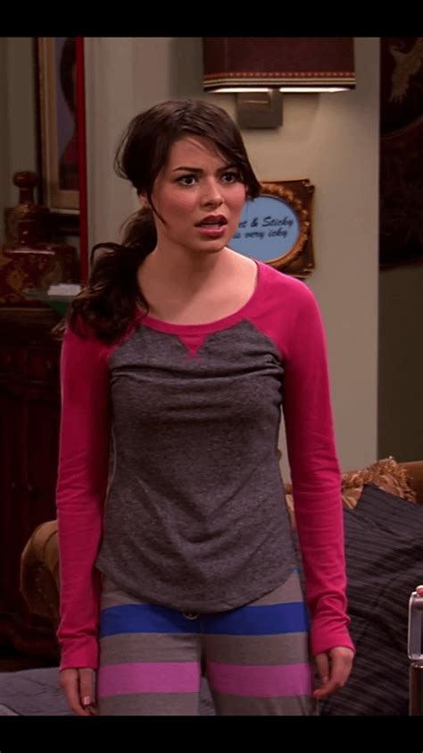 Miranda Cosgrove Yummy Hot 🔥 Sexy Rmirandacosgrovehot