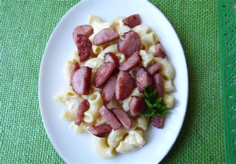 Makaron z kiełbasą i serem DoradcaSmaku pl