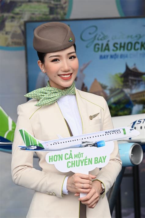 8 quy định nghiêm ngặt về phong cách của tiếp viên hàng không Luôn