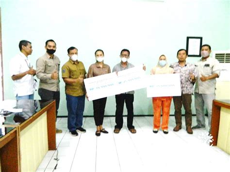 Perhutani Perhutani Salurkan Dana PUMK Rp 60 Juta Kepada Pelaku UKM Di