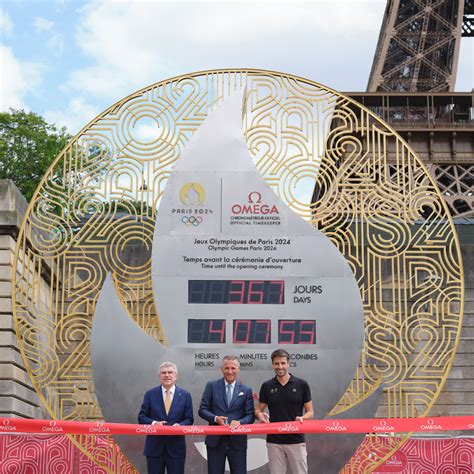 Paris 2024 OMEGA installe un compte à rebours avant le début des Jeux