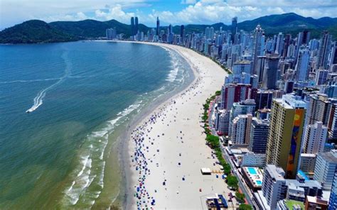 Balneário Camboriú é a cidade mais apertada de SC descubra o porquê