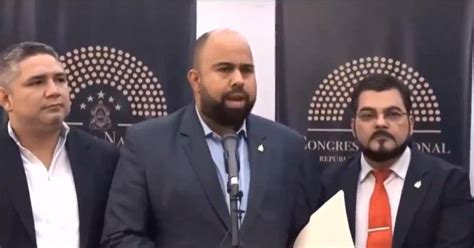 Bancada De Libre Acepta Renuncia De Salvador Nasralla