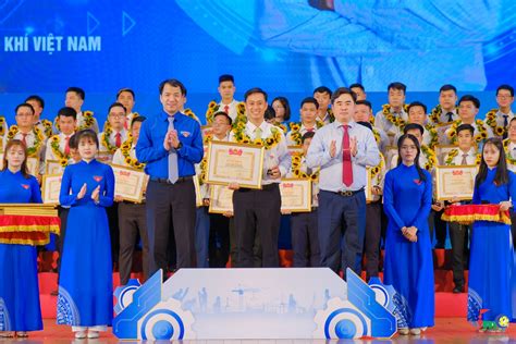 2 kỹ sư trẻ của PVFCCo được vinh danh Người thợ trẻ giỏi toàn quốc