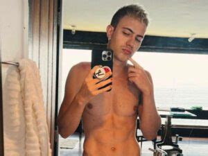 Toda as fotos do Youtuber Léo Picon pelado mostrando quase tudo Todos