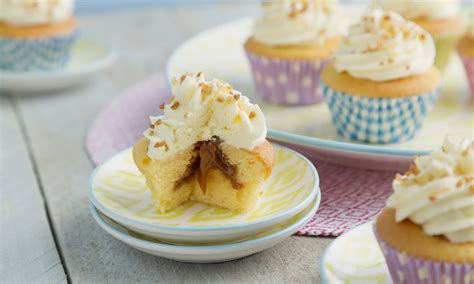 Surprise Inside Cupcakes Met Salted Caramel Recept Dr Oetker