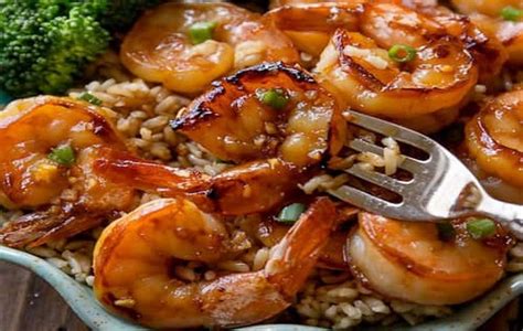 Une Délicieuse Recette des Crevettes à lAil et au Miel Facile et