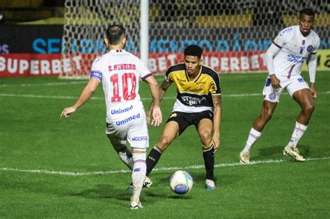 Brasileirão Criciúma abre 2 a 0 mas Bahia reage e empata SDA