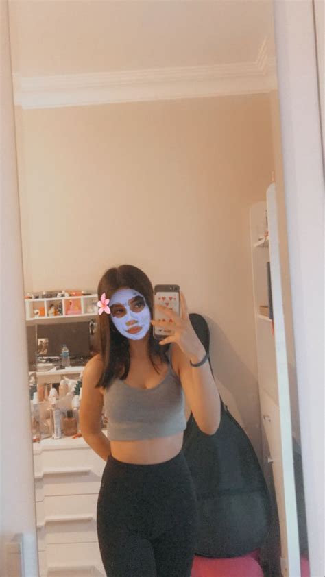 Pin On Z Fashion Teenage Girls Pretty Girl Face Everyday
