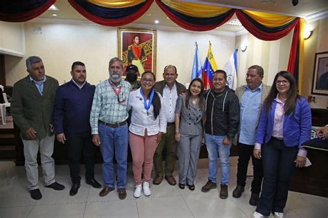 Clsem realizó sesión especial por el día del Periodista La Verdad de