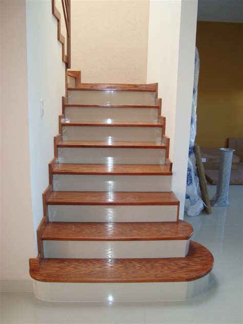 Escalera Clasica Home Decor