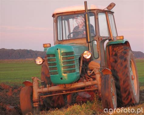 Obraz Ciagnik Ursus C 4011 Id 530814 Galeria Rolnicza Agrofoto