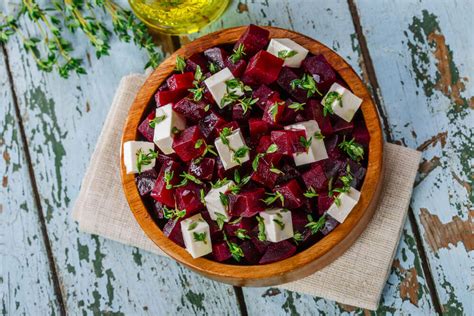 Aprenda a fazer uma deliciosa salada de beterraba Melhor Saúde