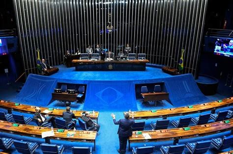 Saiba quem são os sete candidatos que disputam 1 vaga ao Senado pelo AM
