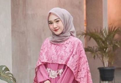 Baju Pink Cocok Dengan Jilbab Warna Apa Simak Kombinasi Berikut Ini