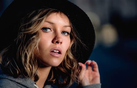 Blue Eyes Depth Of Field Face Girl Hat Model Woman Wallpaper