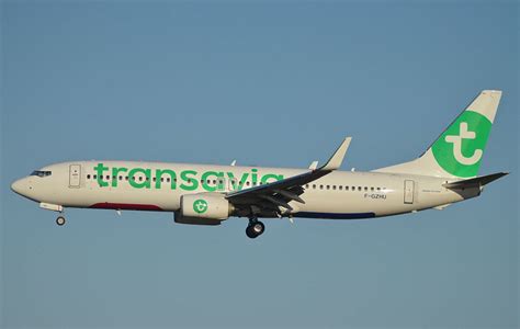 Transavia Un Passager Tente D Ouvrir Une Issue De Secours En Plein