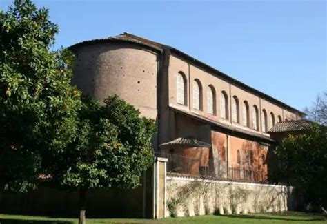 Basílica de Santa Sabina Una Joya Arquitectónica de la Ciudad Eterna