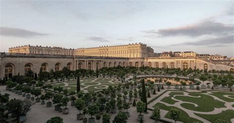 Exploration du Château de Versailles L Histoire et Les Merveilles